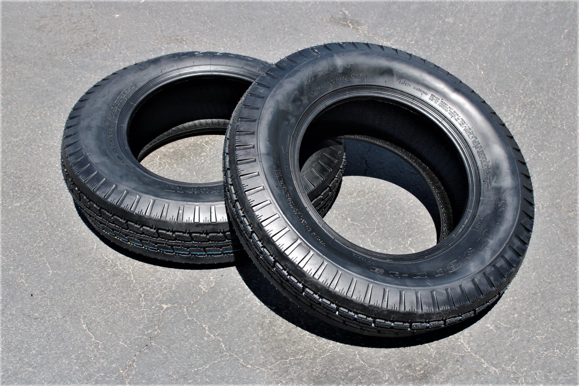How to Choose the Right Trailer Tires for Every Trip | Antego Tire & Wheel